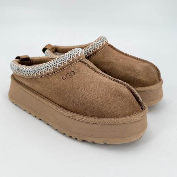 UGG | Shoes | Ugg Taz Platform Slippers Slip On Slides Clogs Womens 7 ...